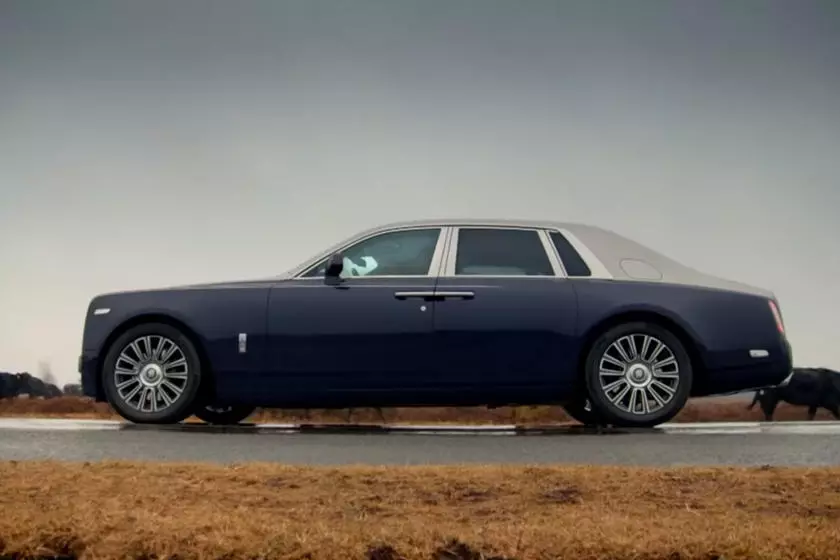 Iată o primă privire asupra seriei finale Top Gear cu Matt LeBlanc 7926_3