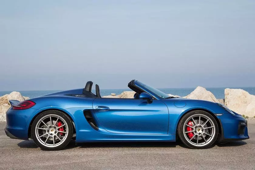 Nemôžete si dovoliť nové Porsche 911? Tu je 7 použitých alternatív 7927_9