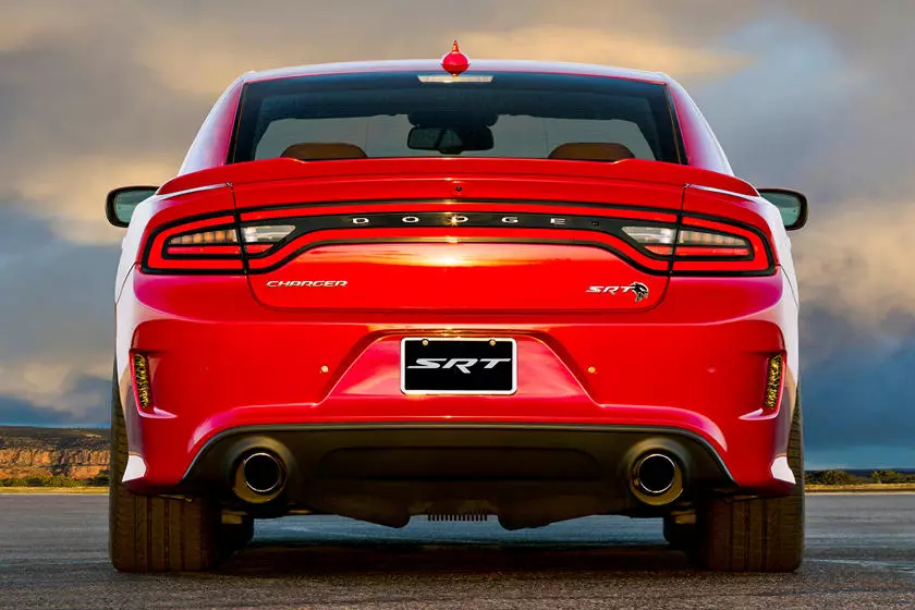 Dodge представит концепт Mystery Charger в эти выходные 79339_9