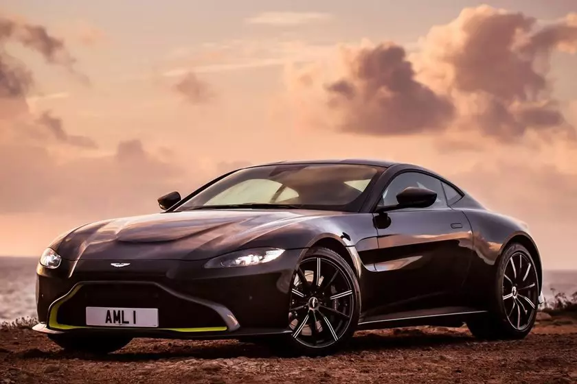 CEO Aston Martin Prihatin Pods Listrik Bakal Ngaganti Mobil 79484_1