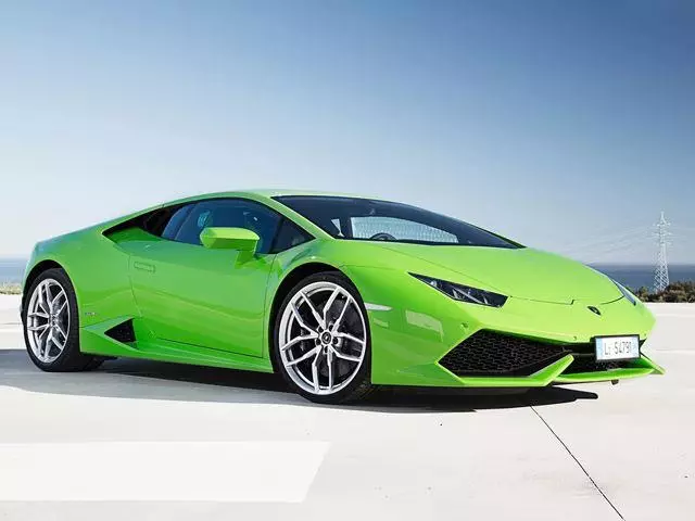 Azafady, Ity no Lamborghini Huracan mora indrindra hatrizay 79523_2