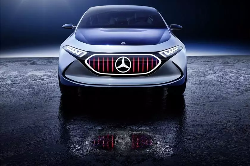 „Mercedes“ elektrinės transporto priemonės nepatirs didelių vėlavimų, kaip 3 modelis 79870_6