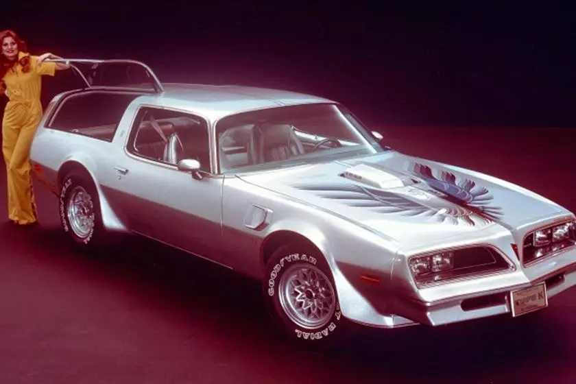 La Pontiac Firebird Wagon è un sogno realizzato 79934_10