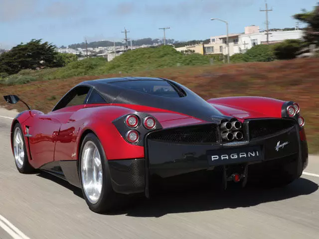 Pagani Huayra prichádza do Ameriky v polovici roku 2013 79993_2