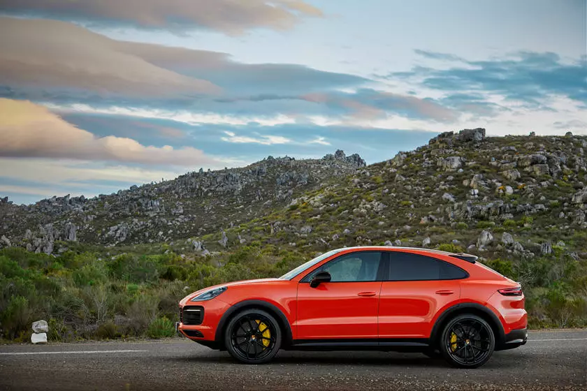 Ons bied die 2020 Porsche Cayenne Coupe aan 80027_17