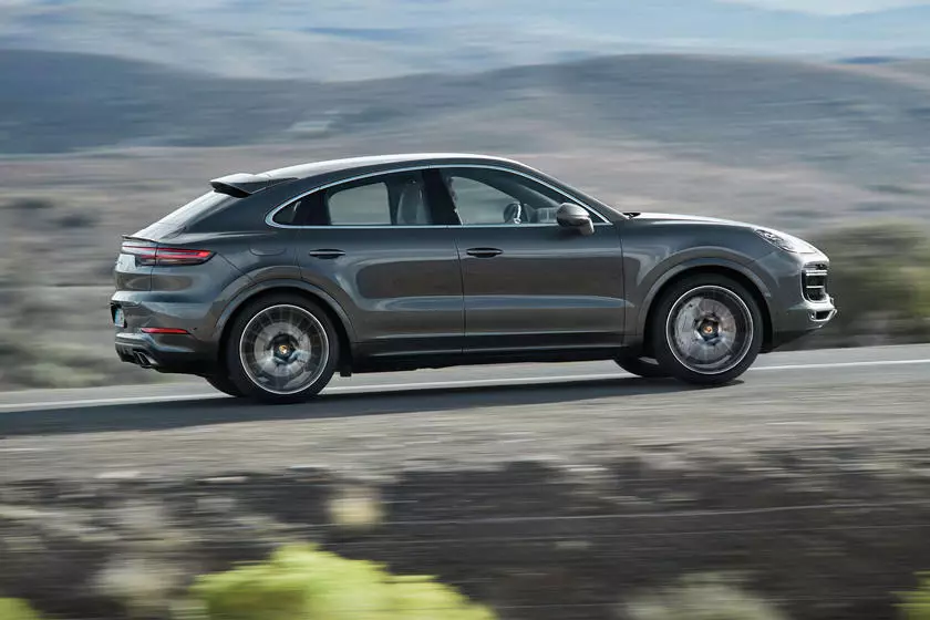 2020 Porsche Cayenne Coupe ඉදිරිපත් කිරීම 80027_6