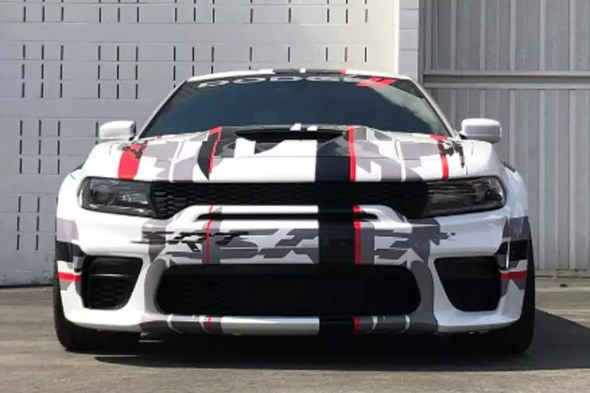 Kini ang Bag-ong Dodge Charger Widebody nga Konsepto 80398_2