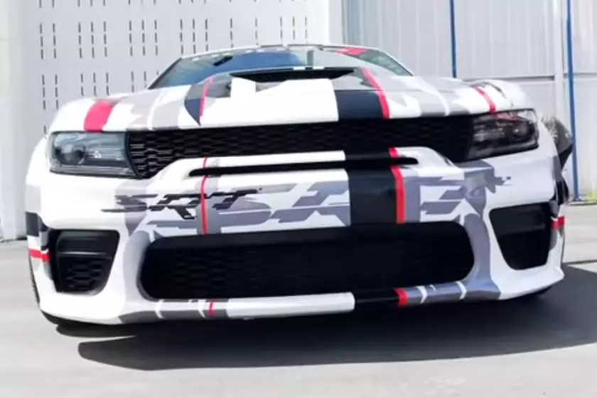 Гэта новая канцэпцыя Dodge Charger Widebody 80398_9