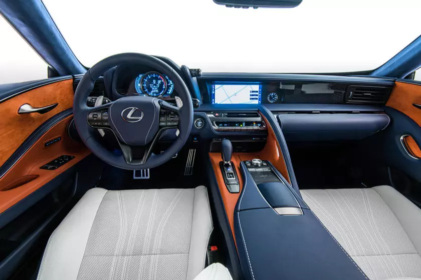 Můžete si koupit ojetý Lexus LC za 40 000 $ z původní ceny 80464_8