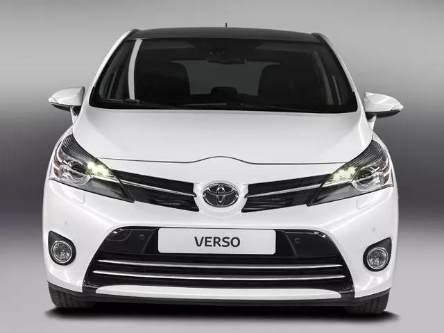 Toyota Reveals Updated Verso 80639_2