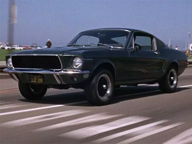 Una nuova Ford Bullitt Mustang è stata trapelata da The Rock? 80705_1