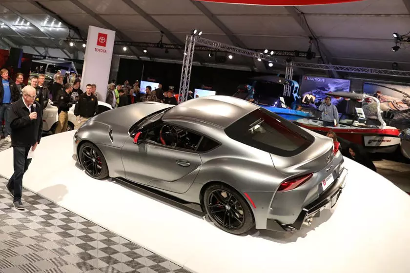 Первая Toyota Supra 2020 года сходит с конвейера 80730_11