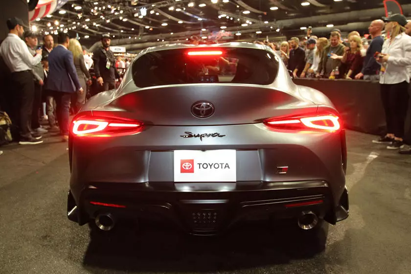 Первая Toyota Supra 2020 года сходит с конвейера 80730_8