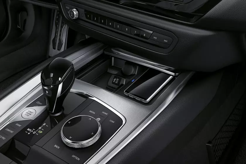 2019 BMW Z4 M40i Gear Shifter