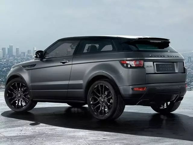 ڪارڪردگي SUVs: پورش ميڪن بمقابله. رينج روور Evoque 80943_3