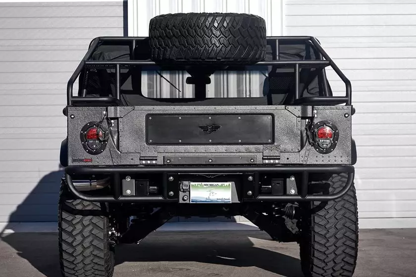 អ្នកអាចទិញ Reborn Hummer H1 ឥឡូវនេះ 80992_5