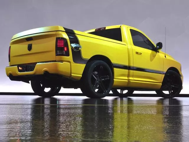 Ram 1500 Rumble Bee koncepció: Ez egy sárga teherautó 81024_3