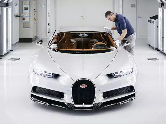 El procés de producció del Bugatti Chiron és increïblement complex 81030_1