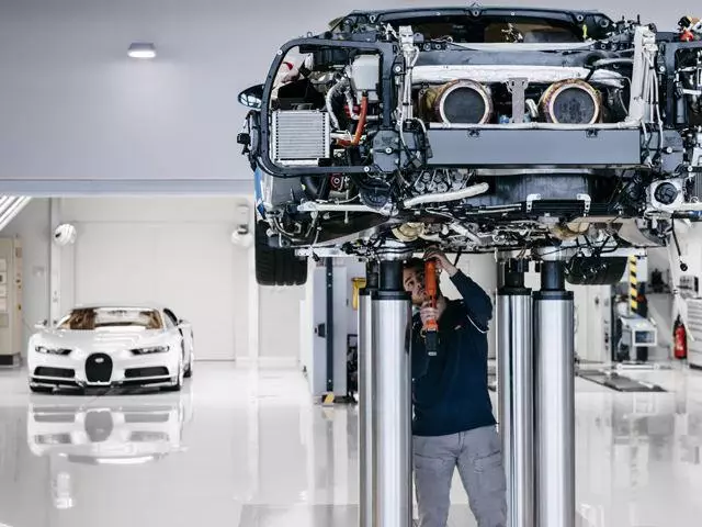 El procés de producció del Bugatti Chiron és increïblement complex 81030_3