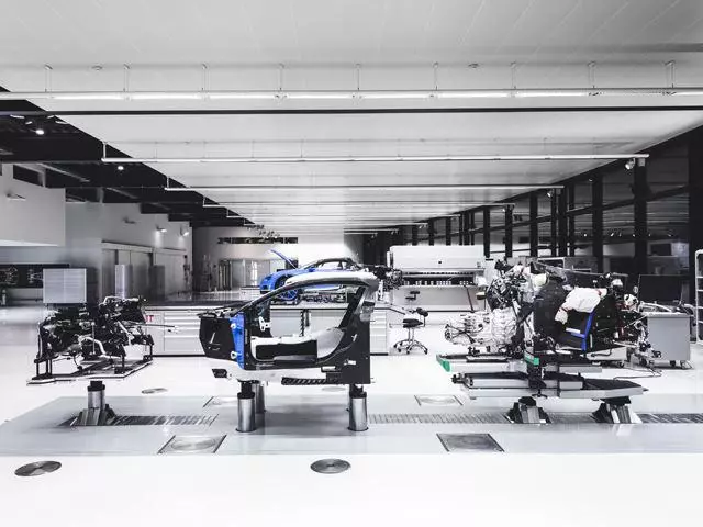 Le processus de production de la Bugatti Chiron est incroyablement complexe 81030_5