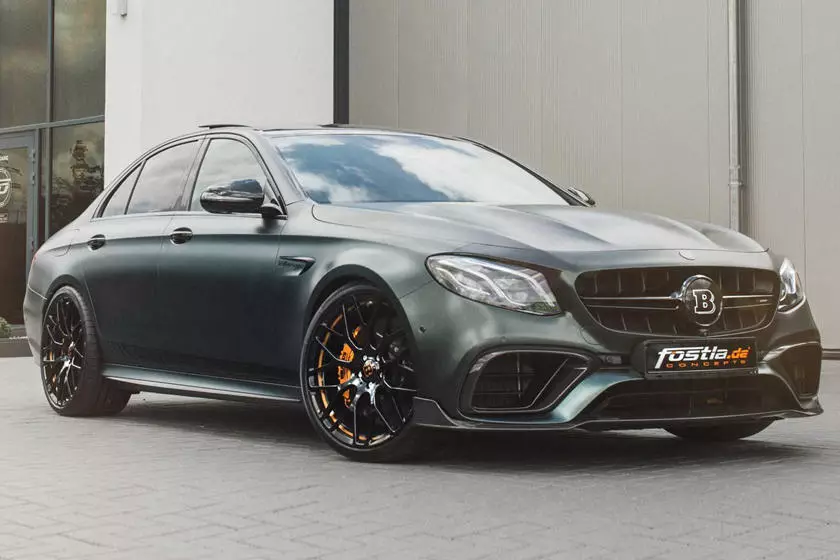 Brabus feroaret Mercedes-AMG E63 yn in 789-PK Beast 81187_1