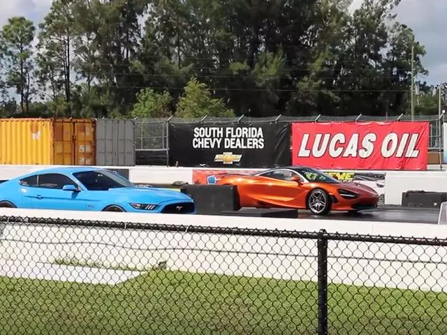 Iṣura Egungun McLaren 720S Blasts Quarter Mile Ni Labẹ Awọn aaya 10 8132_1