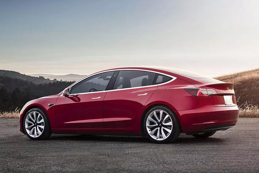 Uzalishaji wa Tesla Model 3 Umefikia 8,000 kwa Wiki? 81355_7