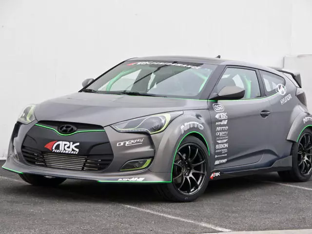 SEMA 2011: ม่านยกขึ้นจากประสิทธิภาพของ ARK Hyundai Veloster 81518_1