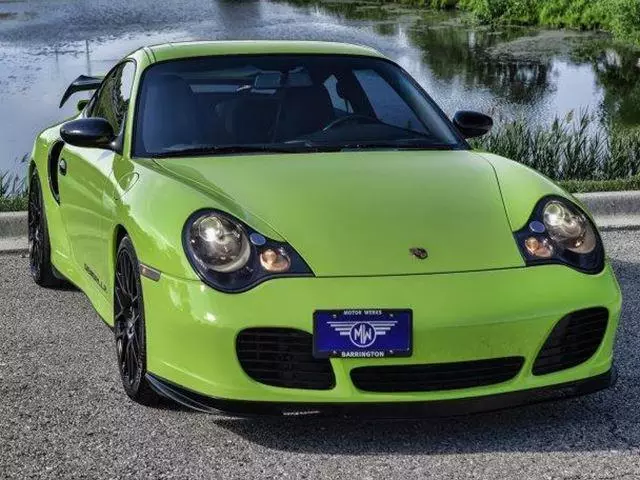 Supercarros com orçamento de US $ 50.000: um 911 ajustado pela Gemballa com dois turbos 82194_1