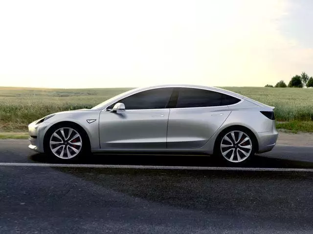 Ілон Маск раскрыў магчымасці Tesla Model 3 P100D 82562_4