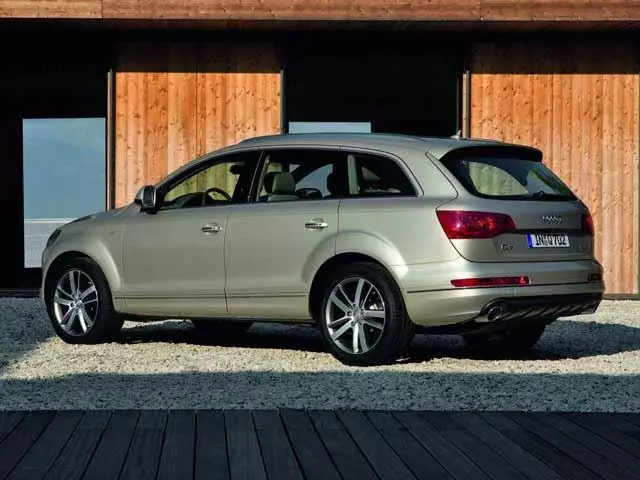 L-Audi Q7 tal-Ġenerazzjoni li jmiss se tkun l-Ewwel Ibridu Diżil Plug-In tal-Grupp VW 82563_2