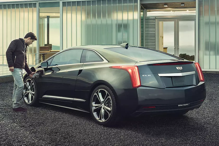 Dinhi Kung Ang Cadillac Mahimong Usa ka Seryoso nga Karibal sa Tesla 8256_6