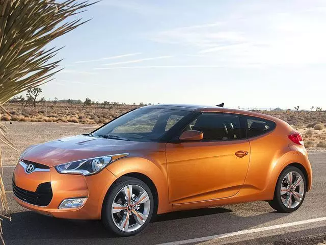 Shin Hyundai Veloster Zai Dawwama Don Tsara Daya Kacal? 82714_1