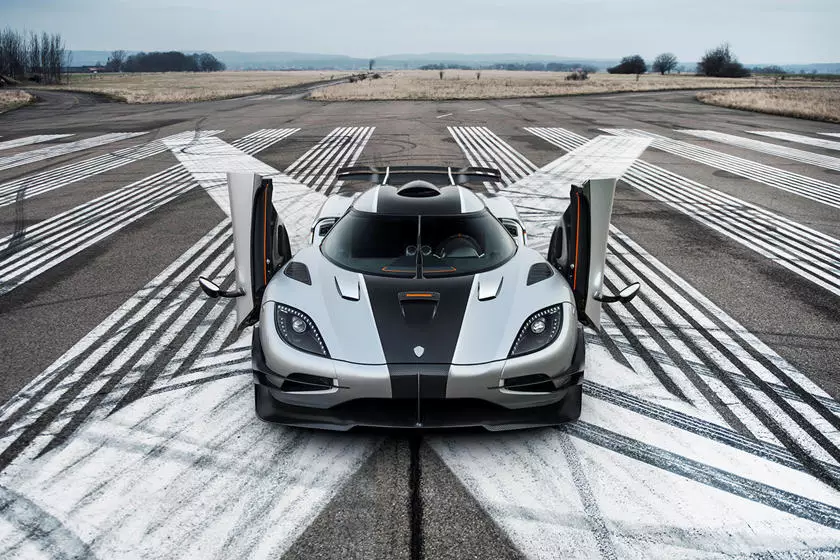 Το Koenigsegg One: 1 ανακατασκευάστηκε μετά τη συντριβή του Nurburgring 82744_5