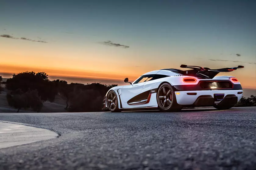 Koenigsegg Otu: 1 wughachiri mgbe ihe mberede Nurburgring gasịrị 82744_7