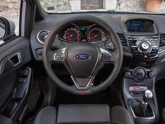 Ford får oss att vänta ytterligare ett år på nästa Fiesta ST 82982_4