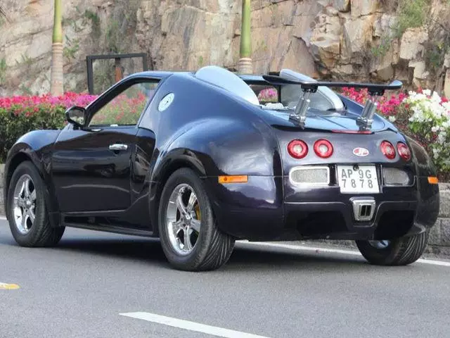 Ụdị Veyron ndị a dị njọ karịa nke a na-ere naanị $60,000. 83148_1