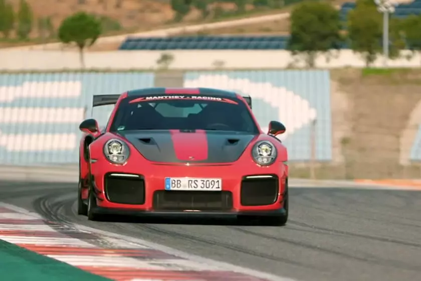 פורשה 911 GT2 RS MR זה גרם לכריס האריס לכייל מחדש את מוחו 83386_5