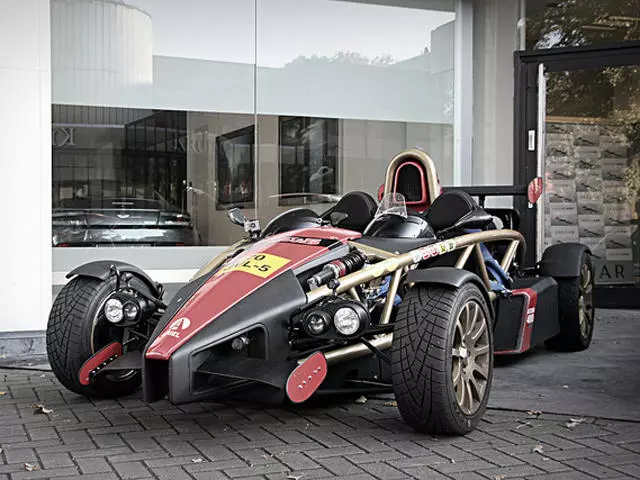 트랙 데이 아이콘: Ariel Atom 83504_1