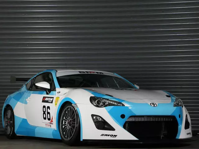 GT86 GT4 Quasi pronto per la pista 83535_1