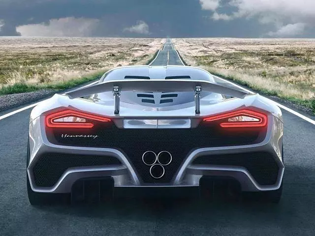 Anan ne lokacin da Hennessey Venom F5 zai ƙalubalanci Bugatti Chiron 8353_1