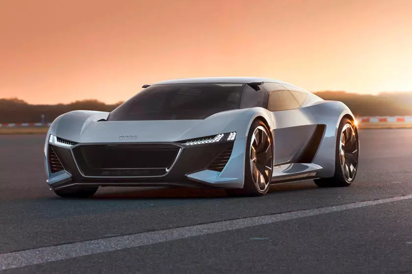 764-HP Audi PB18 e-tron Concept היא מכונית העל החשמלית ממוקדת הנהג של חלומותינו 83545_1