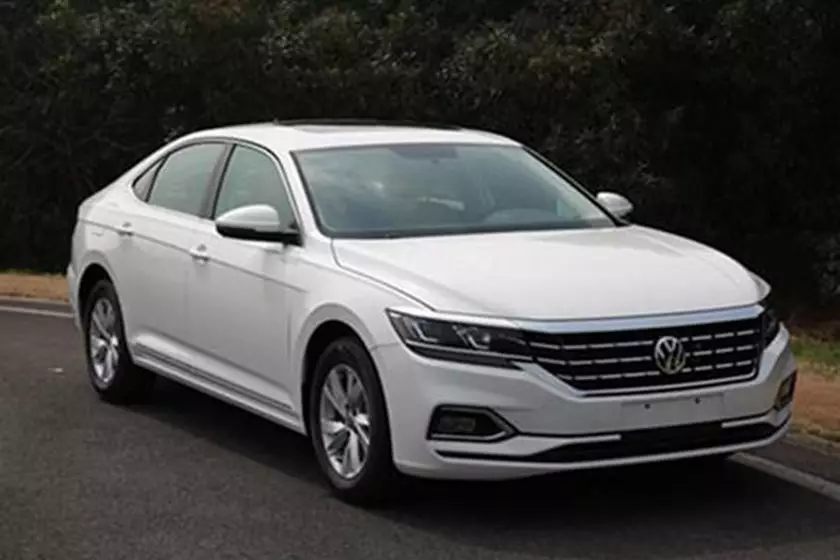 Ці можа гэта быць наш першы погляд на новы Volkswagen Passat? 83754_1