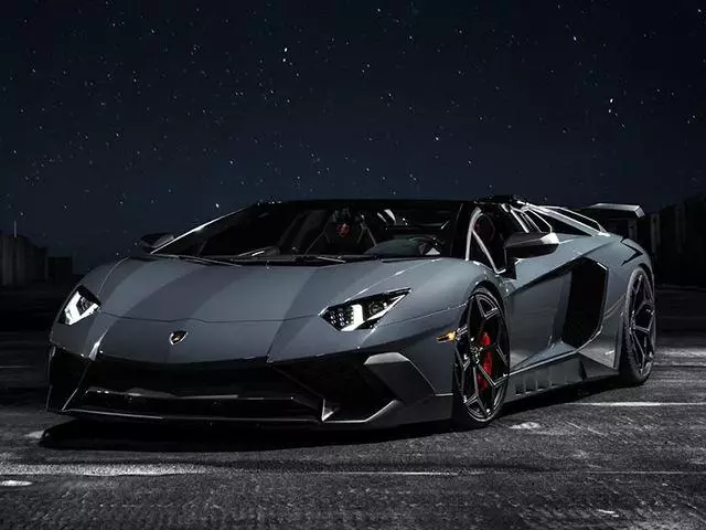 بۇ دەرىجىدىن تاشقىرى توك قاچىلانغان Lamborghini Aventador SV نىڭ 1000 HP غا يېقىن 83789_1