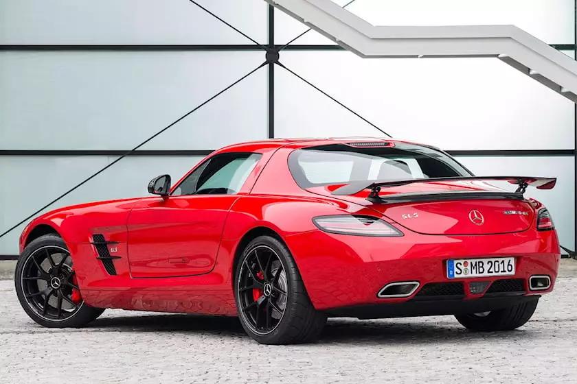 2014-2015 Mercedes-Benz SLS AMG കൂപ്പെ റിയർ ആംഗിൾ വ്യൂ