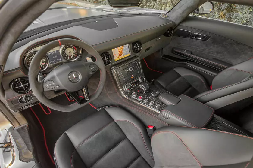 2014 Mercedes-Benz SLS AMG Taxanaha Black Dashboard