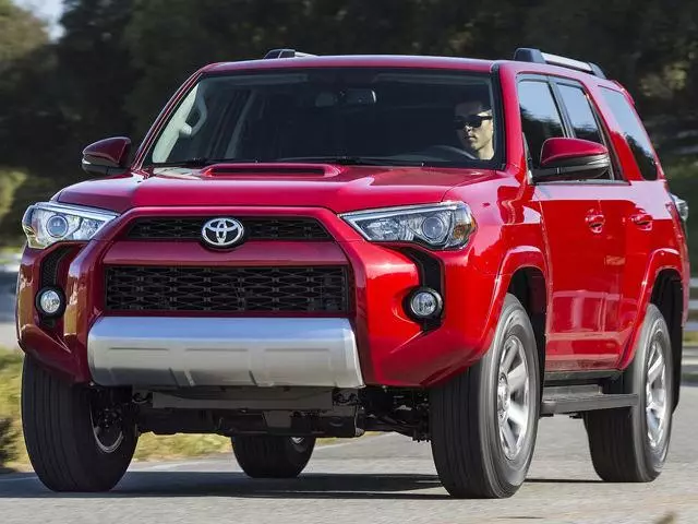 Toyota прадставіла 2014 4Runner 84046_1