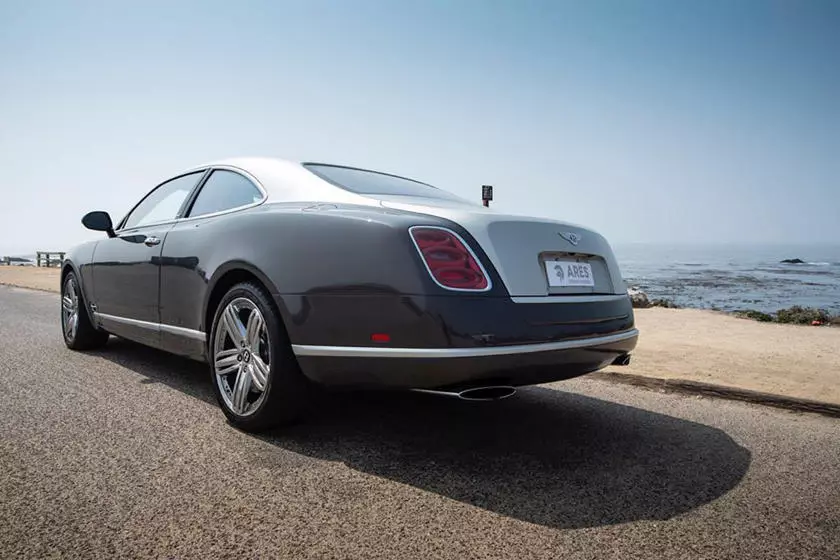 Un carrossier italien veut 500 000 $ pour transformer Bentley Mulsanne en superbe coupé 84128_2