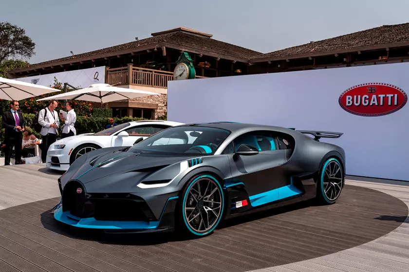 Bugatti Divo-ს ყველაზე დიდი კონკურენტი მის გვერდით ზის 84309_5