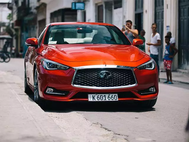 Infiniti nqa thawj lub tsheb US rau Cuba hauv 58 xyoo 84555_1